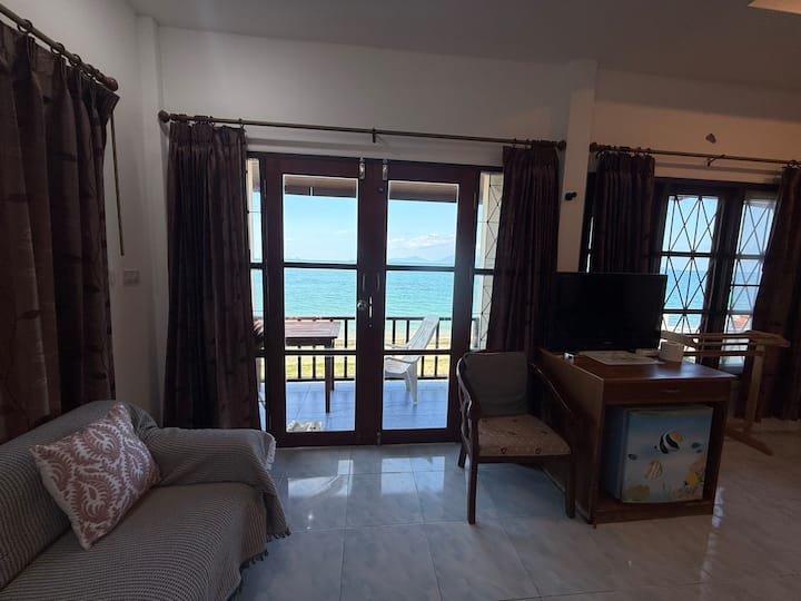 Wake Up To A Sea View Right From Your Bed - Koh Samui