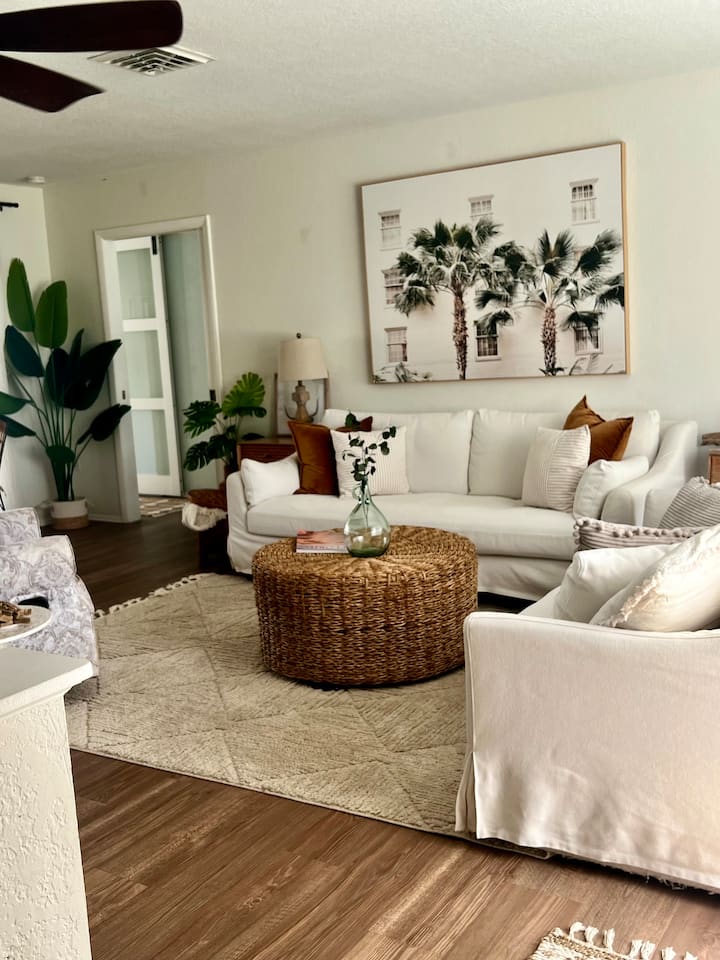 Private Pool • Beach • Dolphins Tours • Golf - Venice, FL