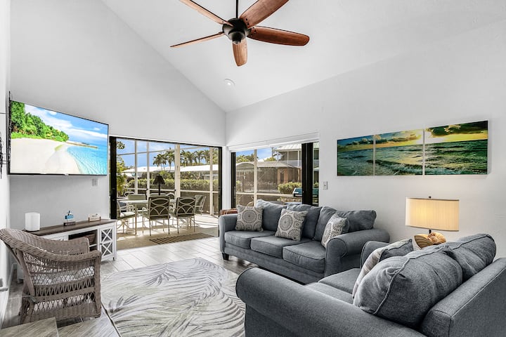 Charming 2-br Home W/ Ac, Dock & Peaceful. - Pine Island, FL