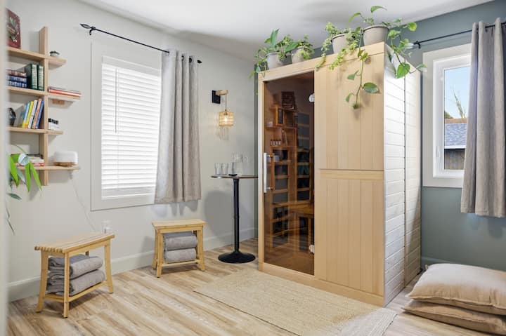 Cedar Hof | Private Retreat With Infrared Sauna - London, Ontario