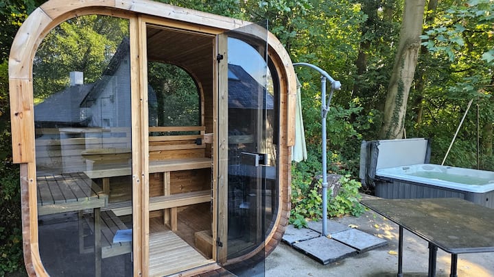 Chalet En Forêt Avec Jacuzzi & Sauna - Tubize