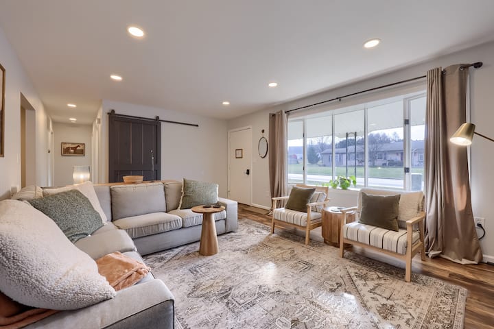 Cozy Home With Farmland Views! - Strasburg, PA