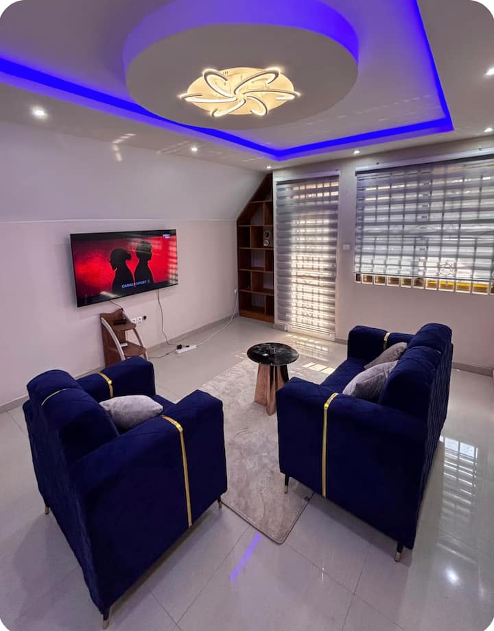 Gombe 2 Bedrooms
Apartment Downtown - Kinshasa