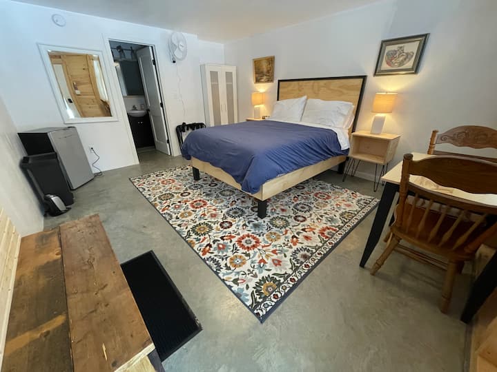 Newly-built, Pet-friendly, Private Suite # 2! - Brattleboro, VT