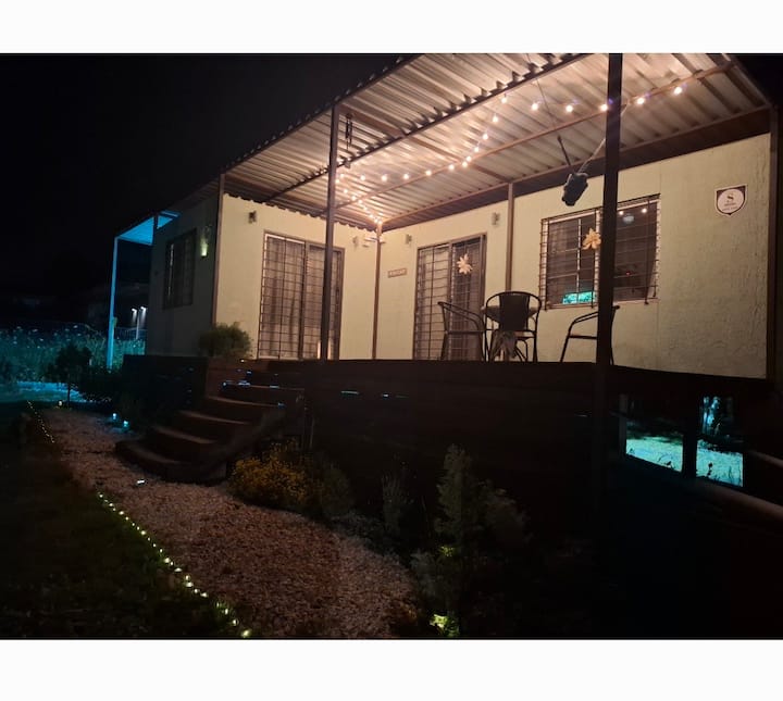 Cálida. Entre El Cerro Y El Mar De Playa Hermosa - Jaureguiberry