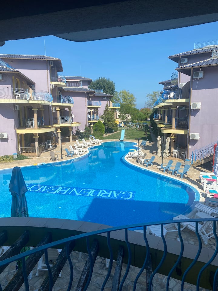 Seaside Apartment In       Gradina Beach - Chernomorets