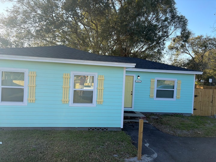 Cozy Home Near Cocoa Village & Cruise Port - 可可