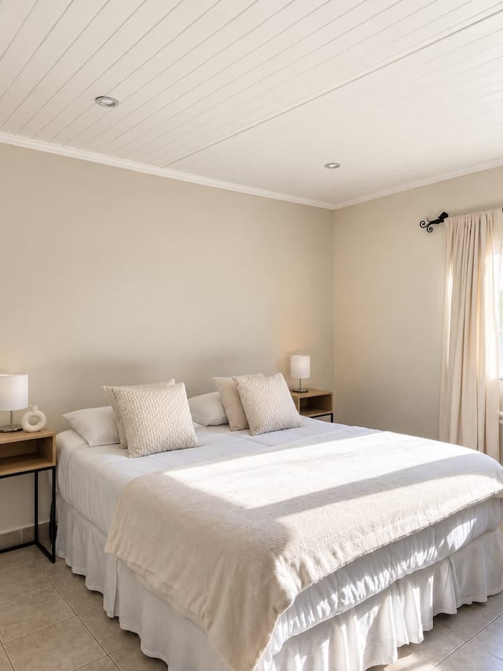 Hosteria Los Lupinos - Habitacion Matrimonial - El Calafate