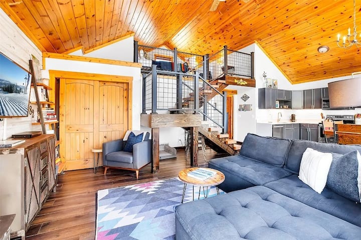 Aspen Grove Haus | Private 3bd | 2ba | Hot Tub - Fairplay, CO
