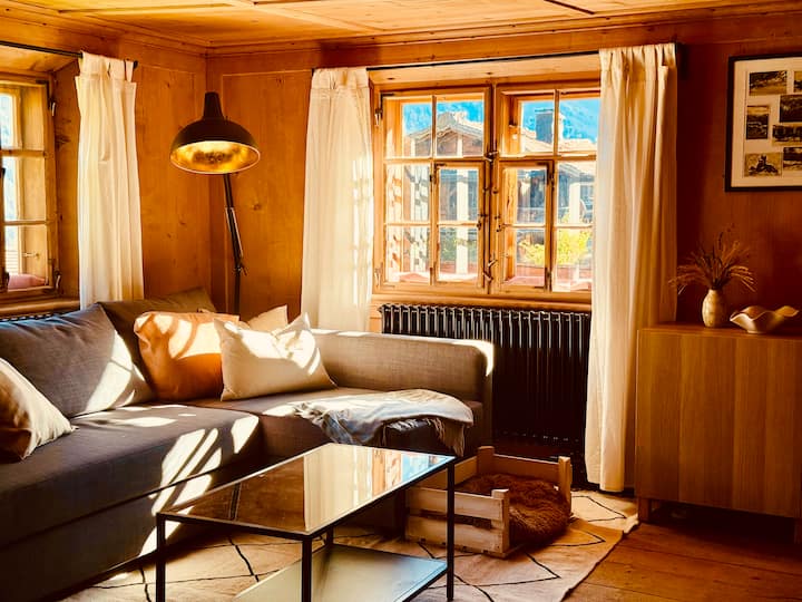 Nostalgisches Walserhaus Mit Zeitgemässem Komfort - Pany