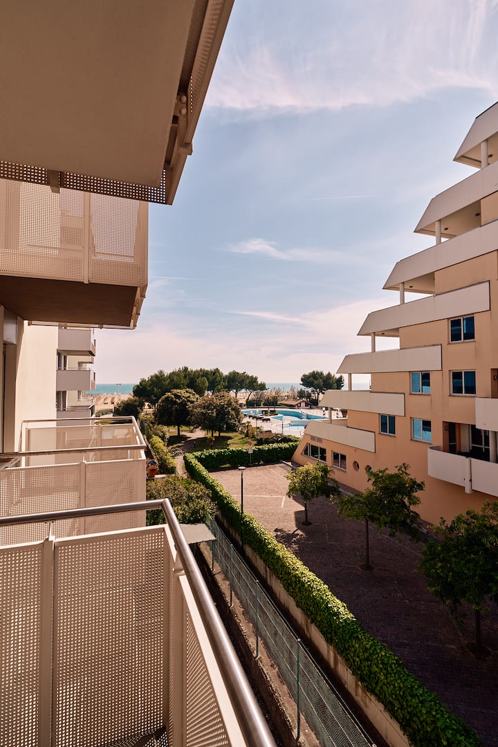 |Smeralda Suite|balcone Vista Mare E Parcheggio - Bibione