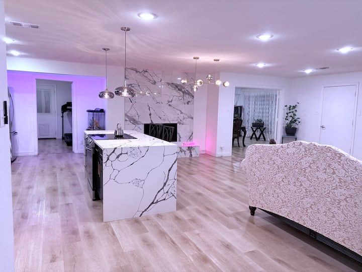 Modern 3br • Fast Wifi • Close To Dfw Airport - Irving