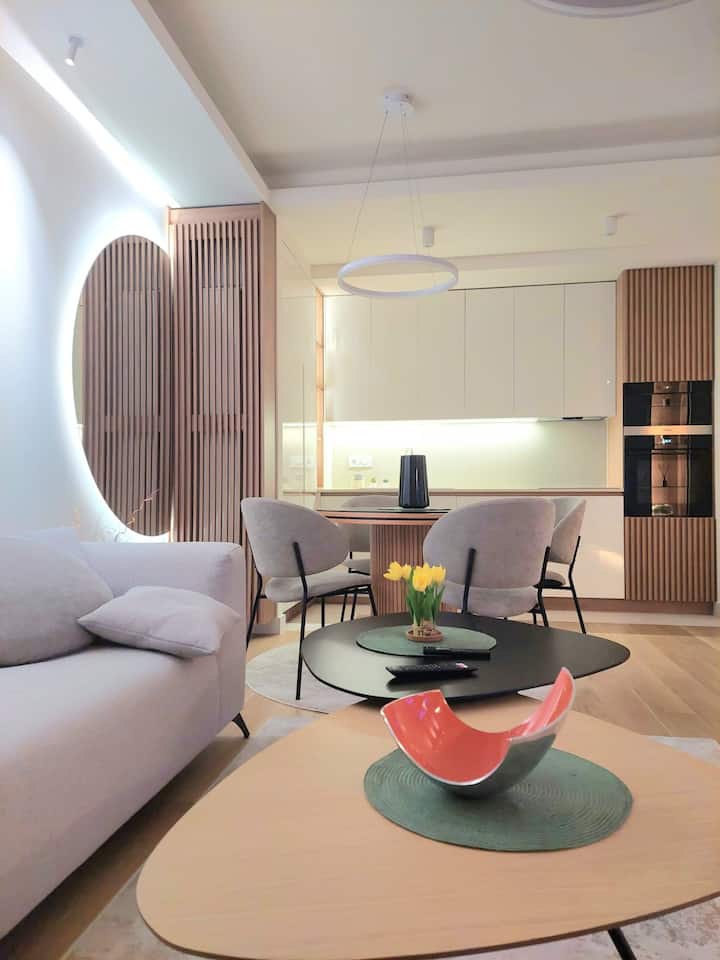 Stylish Apartment In Belgrade’s Best Area (Bw) - Belgrade