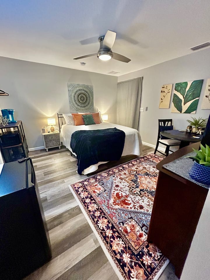 The Opal Hideaway - St. Petersburg, FL