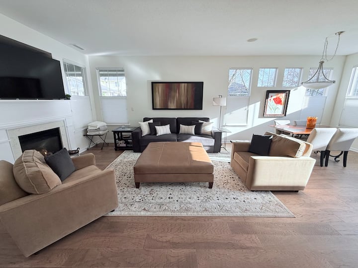 Orenco Cottage With King And Queen Ensuites - 힐즈버러