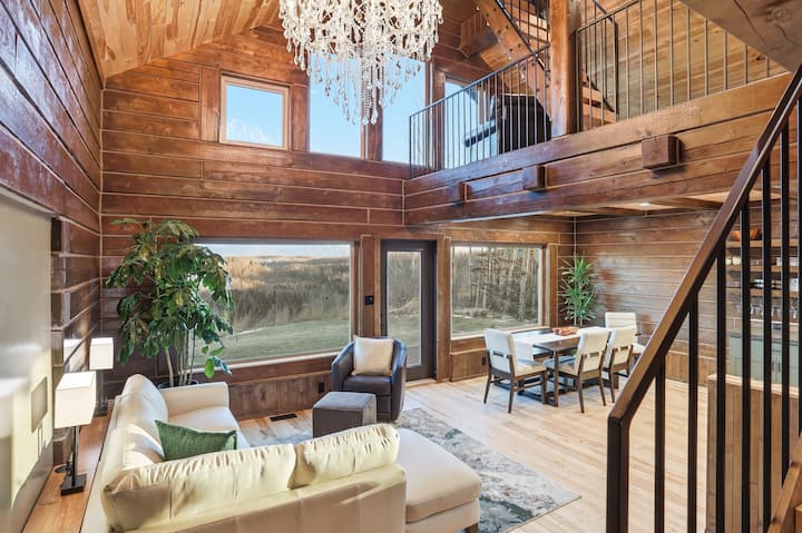 Luxury Lookout! - Wasilla, AK