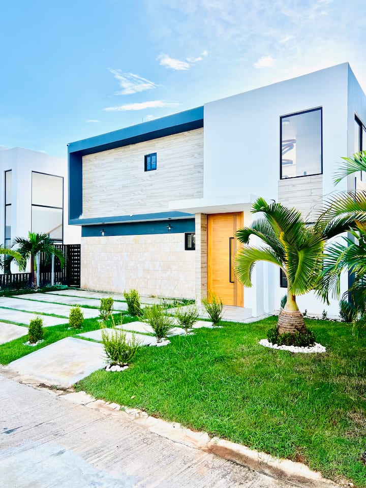 Paraiso Caribeño: Villa With Pool And Bbq - Punta Cana