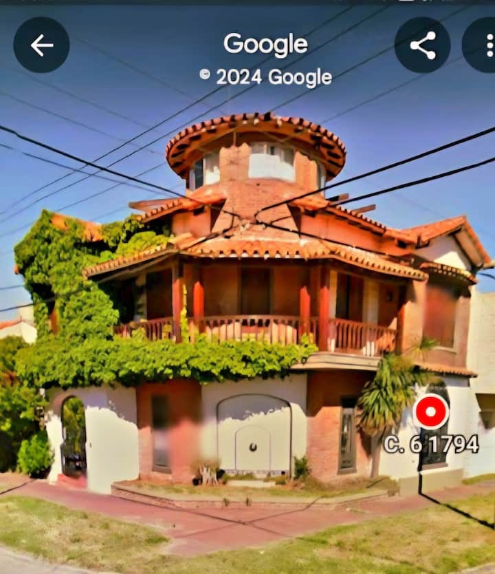 Excelente Chalet A Cuadra Mar, Vista Lateral A Mar - Miramar