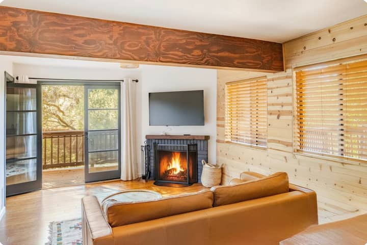 The Mistletoe Cottage - Walk To The Park - Topanga, CA