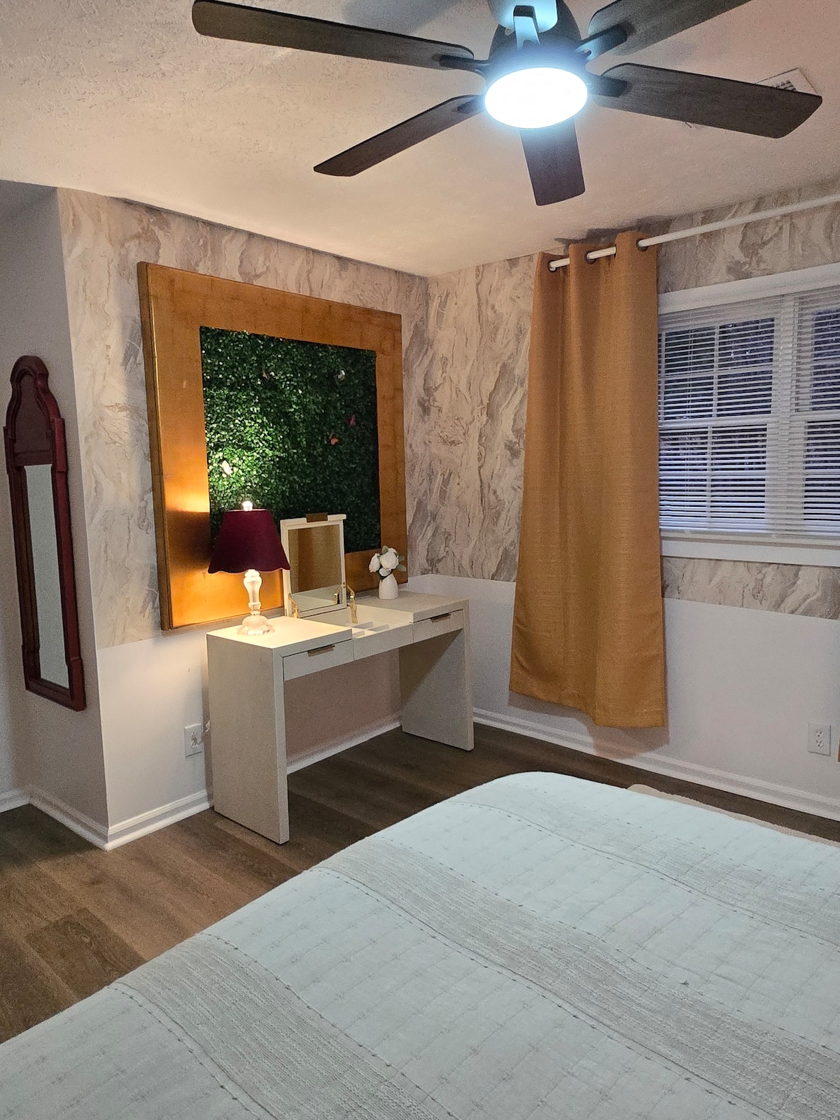 Color Me Bad: una experiencia atrevida y llena de arte - Casas en renta ...