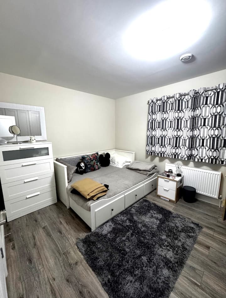 Quiet Village Room – Escape The City - Ashbourne