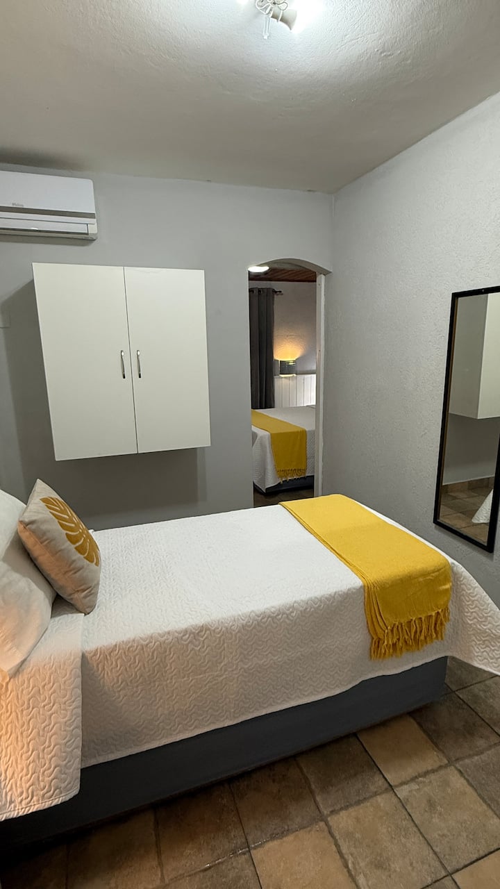 105- 2 Adjoined Bedrooms - Florianópolis