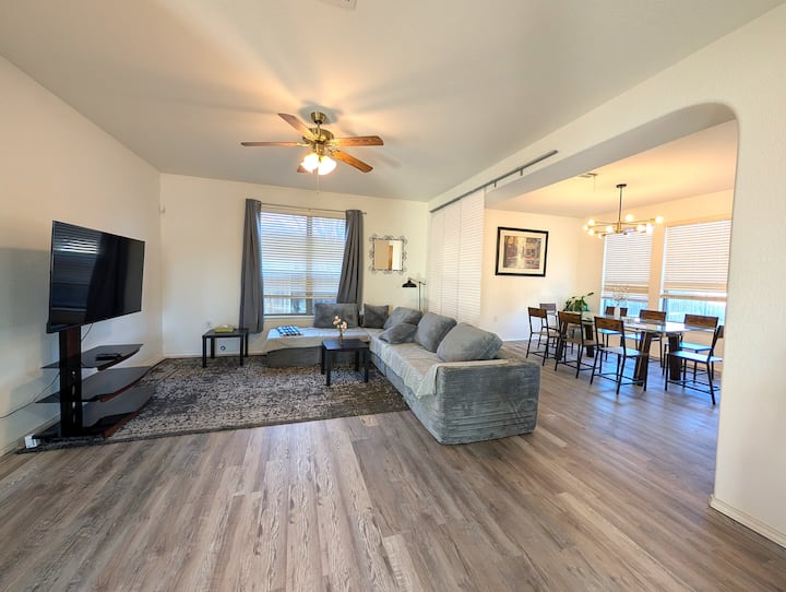 4br ~3000 Sq Ft Home | 6 Min To Dt | Gym + Massage - Austin, TX