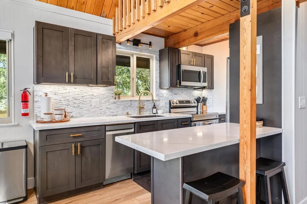 La Vista Cabin: moderno marco en A cerca de Yosemite - Cabañas en renta ...