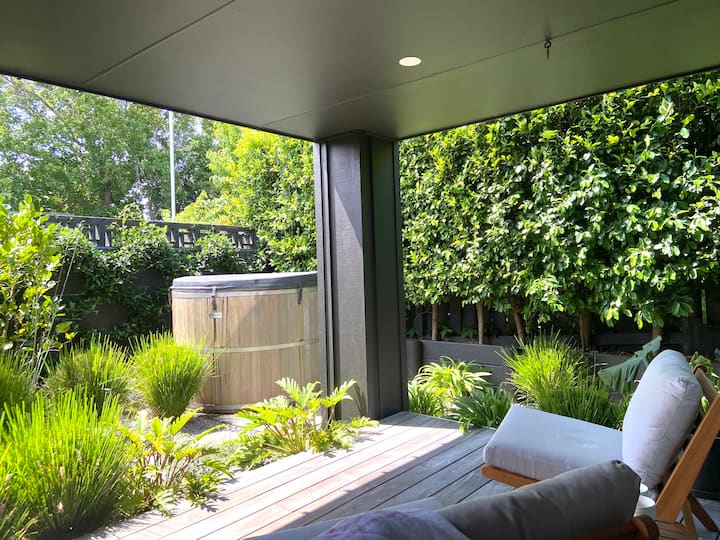 Calm Oasis In A Central Location. - Mount Maunganui