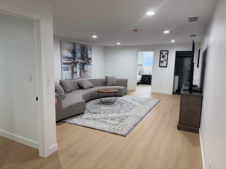 Newly Finished Basement Large Family Home - Waterloo, IA