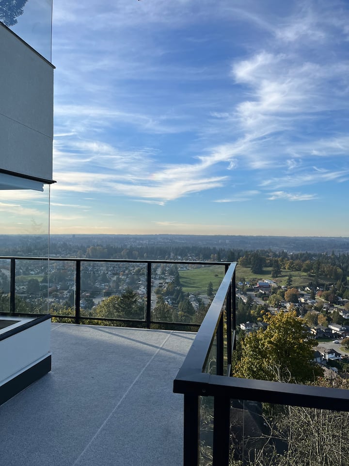 Panoramic Views Guest Suite - Abbotsford