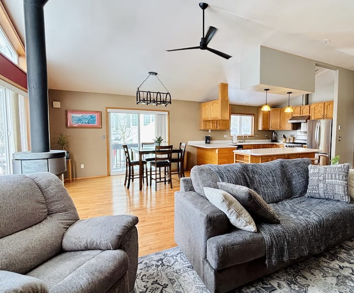 Bedrock - Kodiak, AK