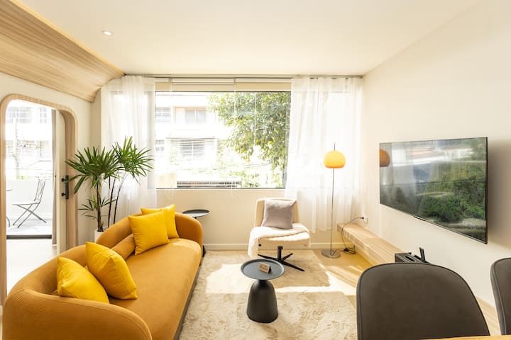 2 Bedrooms 4 Guests Private Floor At Sathorn - Bangkok