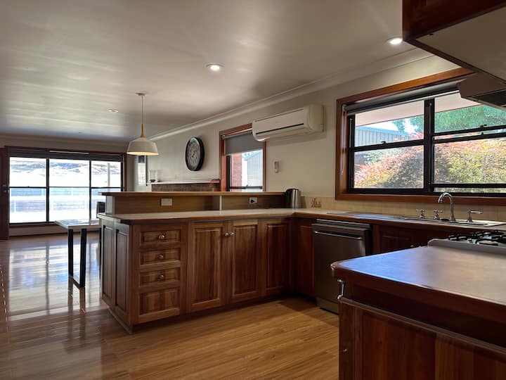 'Leawarra' - Tumbarumba