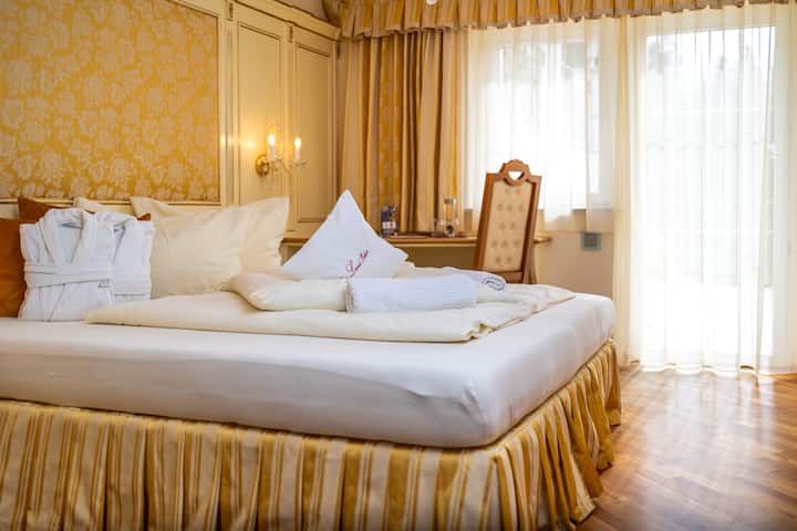 Elegant Room In Exclusive Mountain Chalet - Spa - Campo Tures