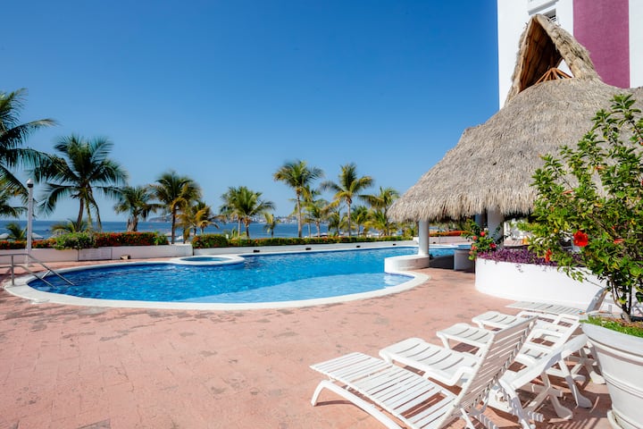 Bugambilias | Beachfront | Next To La Diana - Acapulco de Juárez