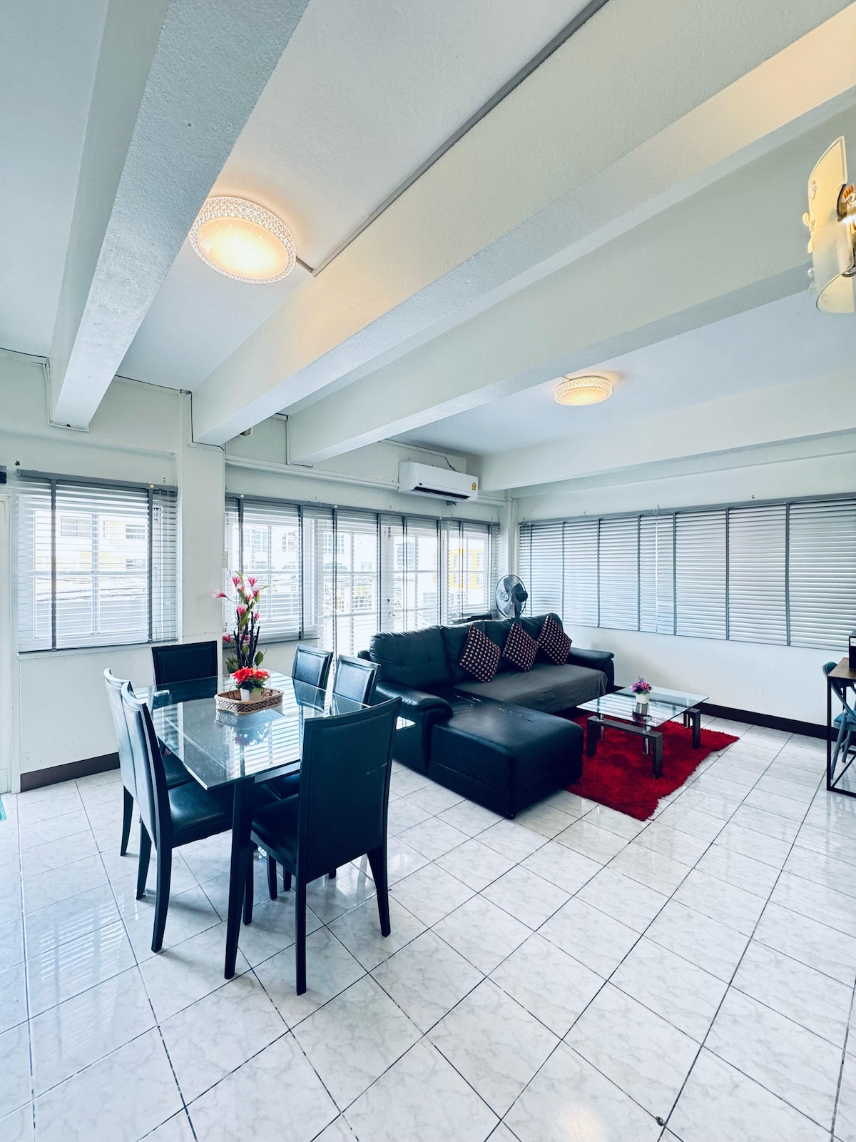 Seashell Shores 3 Bedroom Apartment With 2 Balcony - Apartments for ...