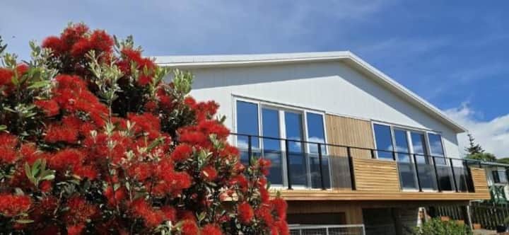 The Beach Retreat - Ōtaki Beach