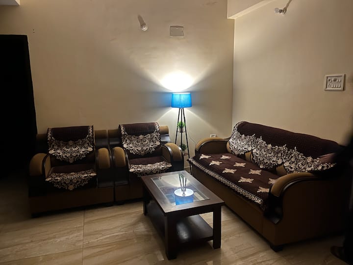 Grand 3bhk Apartment In Prime Area - Patna