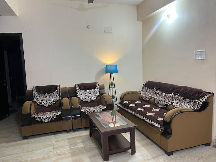 Grand 3bhk Apartment In Prime Area - Patna
