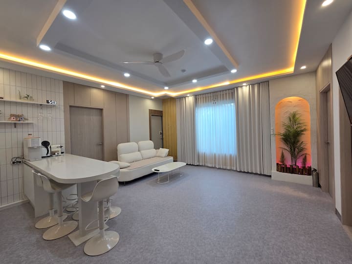 스테이해안 A동
 영일대  도보 2분거리 신축,독채 캠핑하우스 투룸 침대2개 화장실2개 - 연일읍