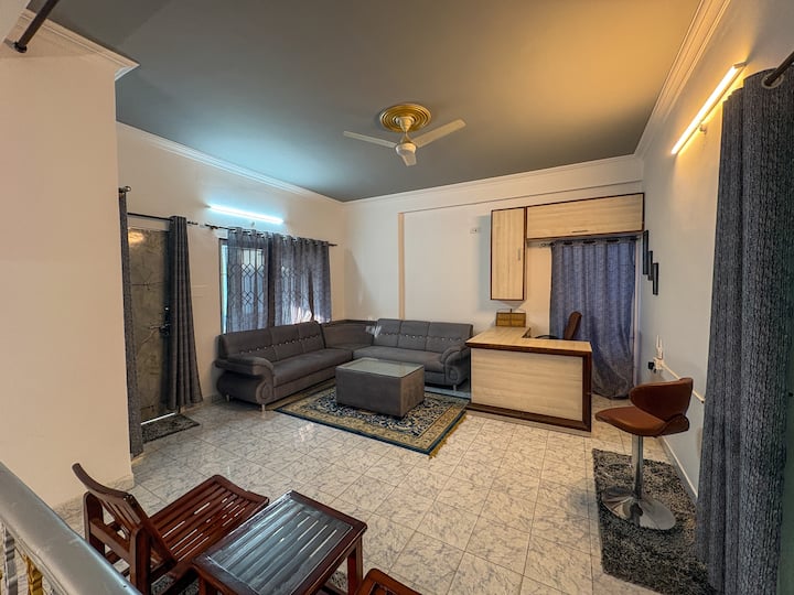 5 Bhk Cheerful Bunglow - Bhopal