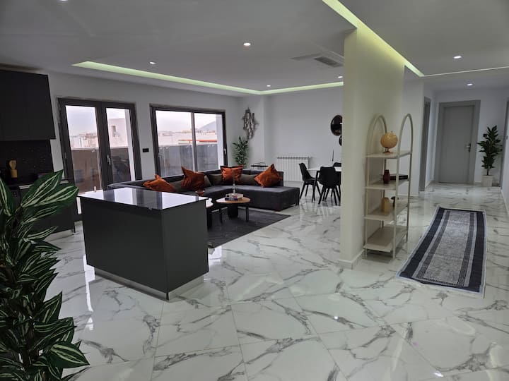 Vue Sur La Mer Et Coucher De Soleil Dernier éTage - Oran