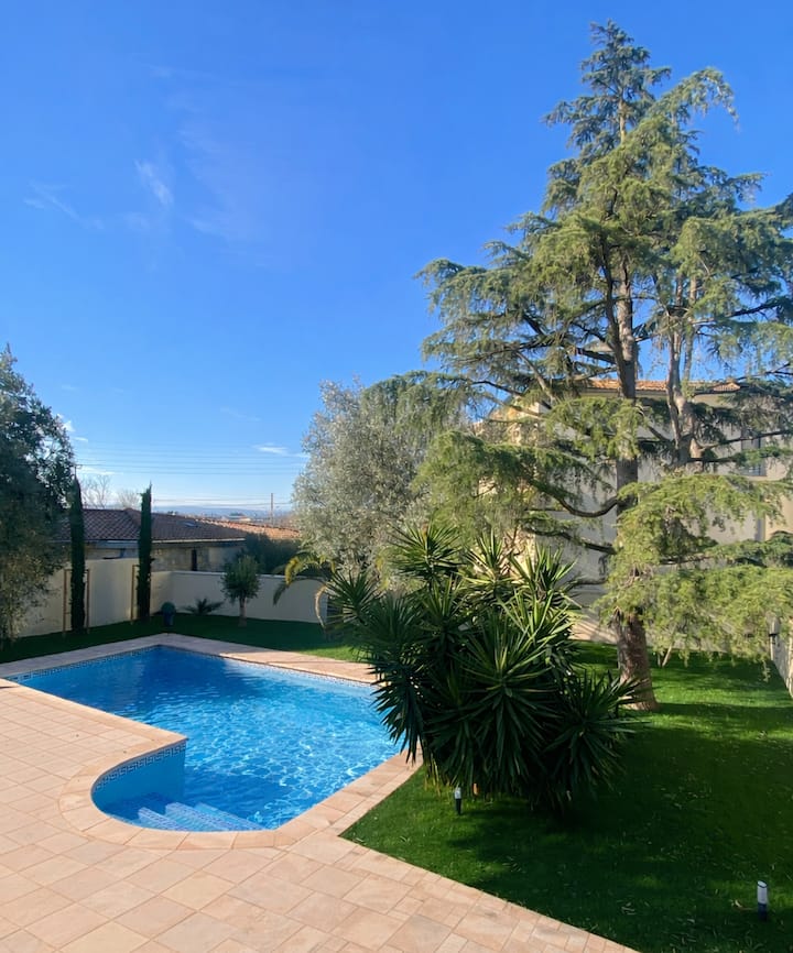 M Carca : Maison, Piscine, Wifi Et Parking - Carcassonne