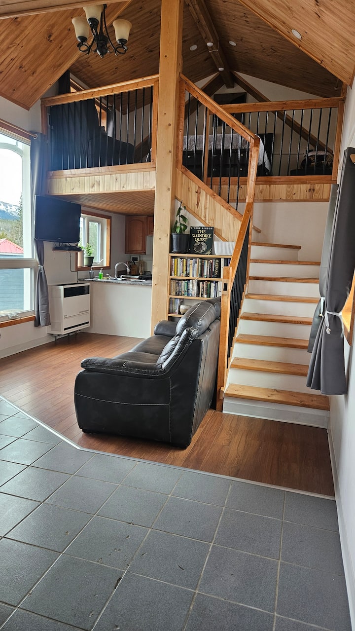 Welcome To Our Cozy Slice Of The North - Yukon