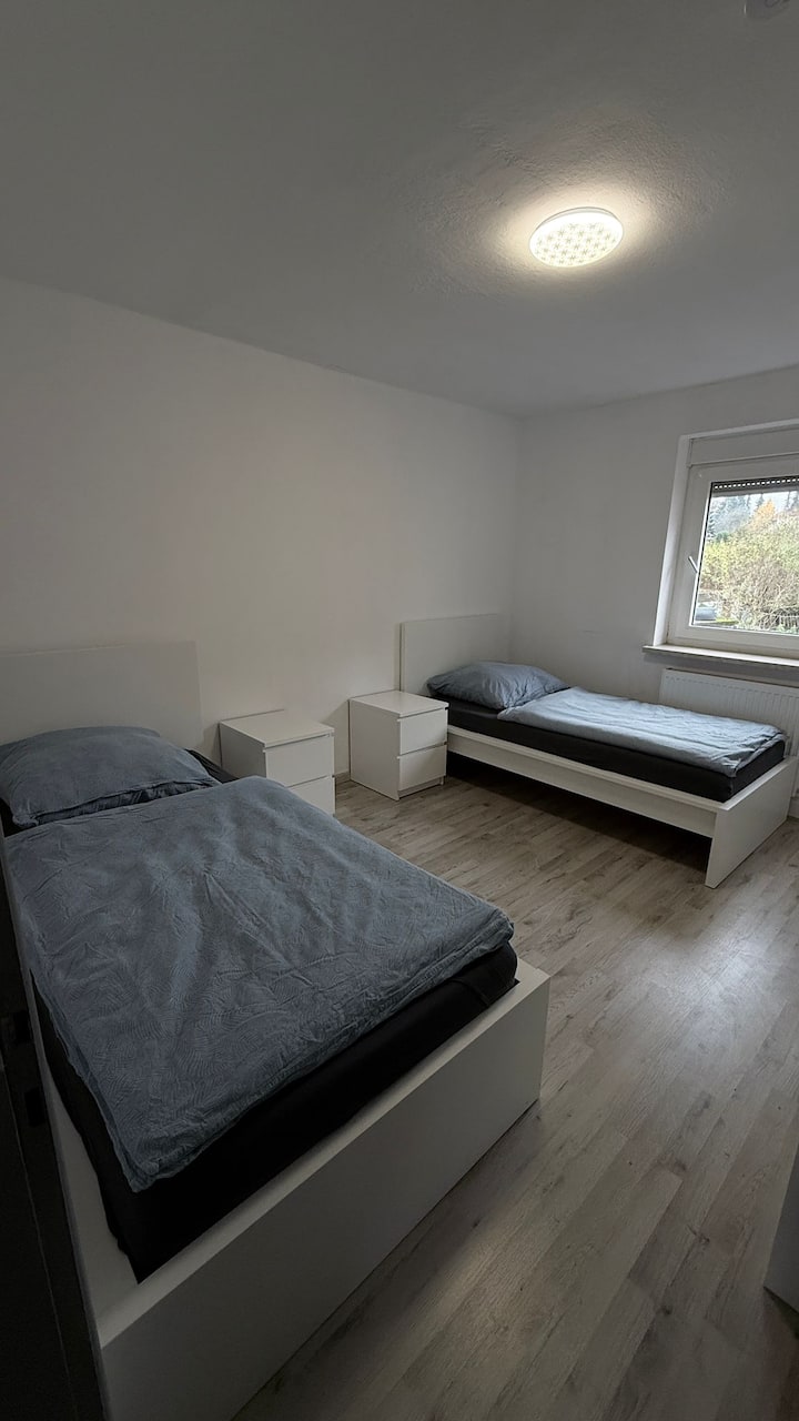 Modernes Apartment – In Helmbrechts - Münchberg