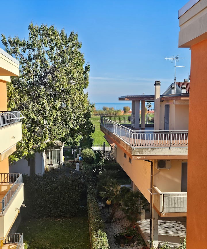 Appartamento Estivo Sul Mare - Residenza Daniela - Martinsicuro