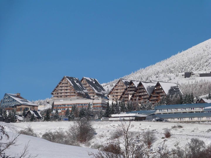 Superbe Appartement Avec Magnifique Vue Superbesse - Besse en Chandesse
