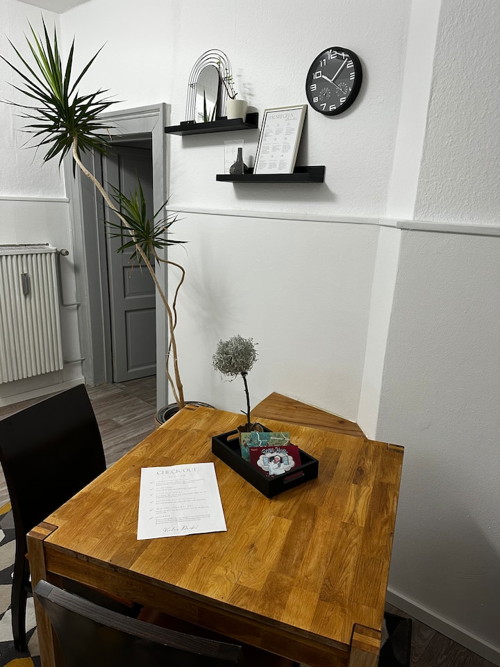 Easy: Zentral - Eg - Modern - Parkplatz - Cassel, Allemagne