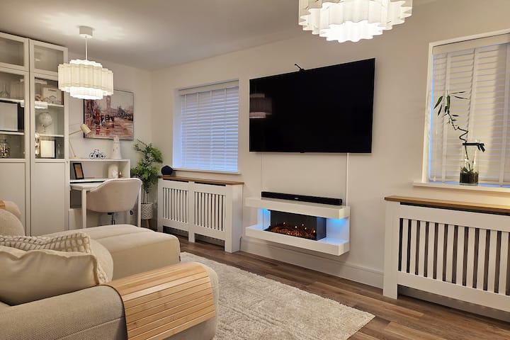 3-bed New Build | Driveway Parking | Vat Included - Stafford, UK